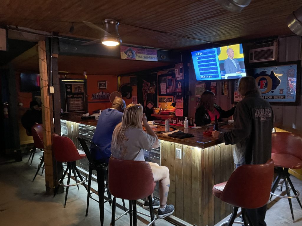Jacksonville Dive Bar Guide - Scoundrel's Field Guide