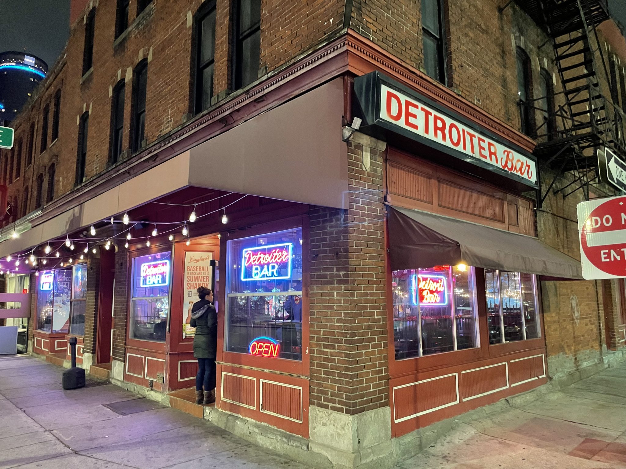 Detroiter Bar Review - Scoundrel's Field Guide