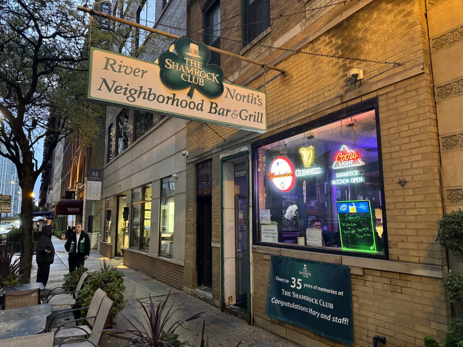 Snickers Bar & Grill Review - Scoundrel's Field Guide